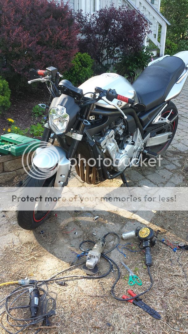 1st Gen FZ1 - My first fighter!! | Custom Fighters - Custom ...